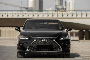 Lexus ES 500 – Go Easy Car Rental Services